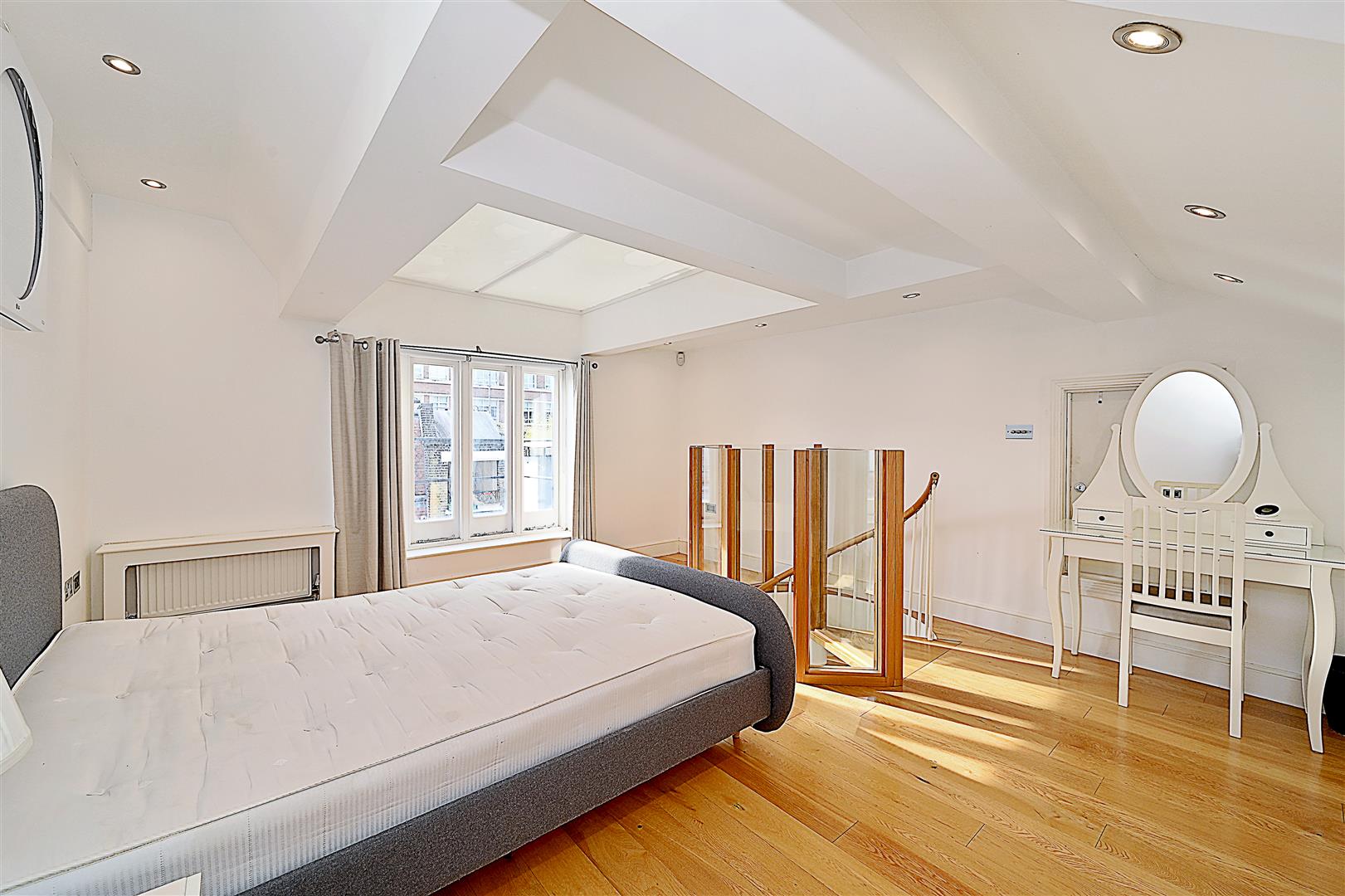 Duke Street, Mayfair, London W1K, 3 bedroom Flat, 18243684 – Napier Watt